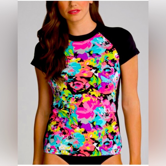 Kenneth Cole Reaction | Tops | Kenneth Cole Reaction Rash Guard Xl ...